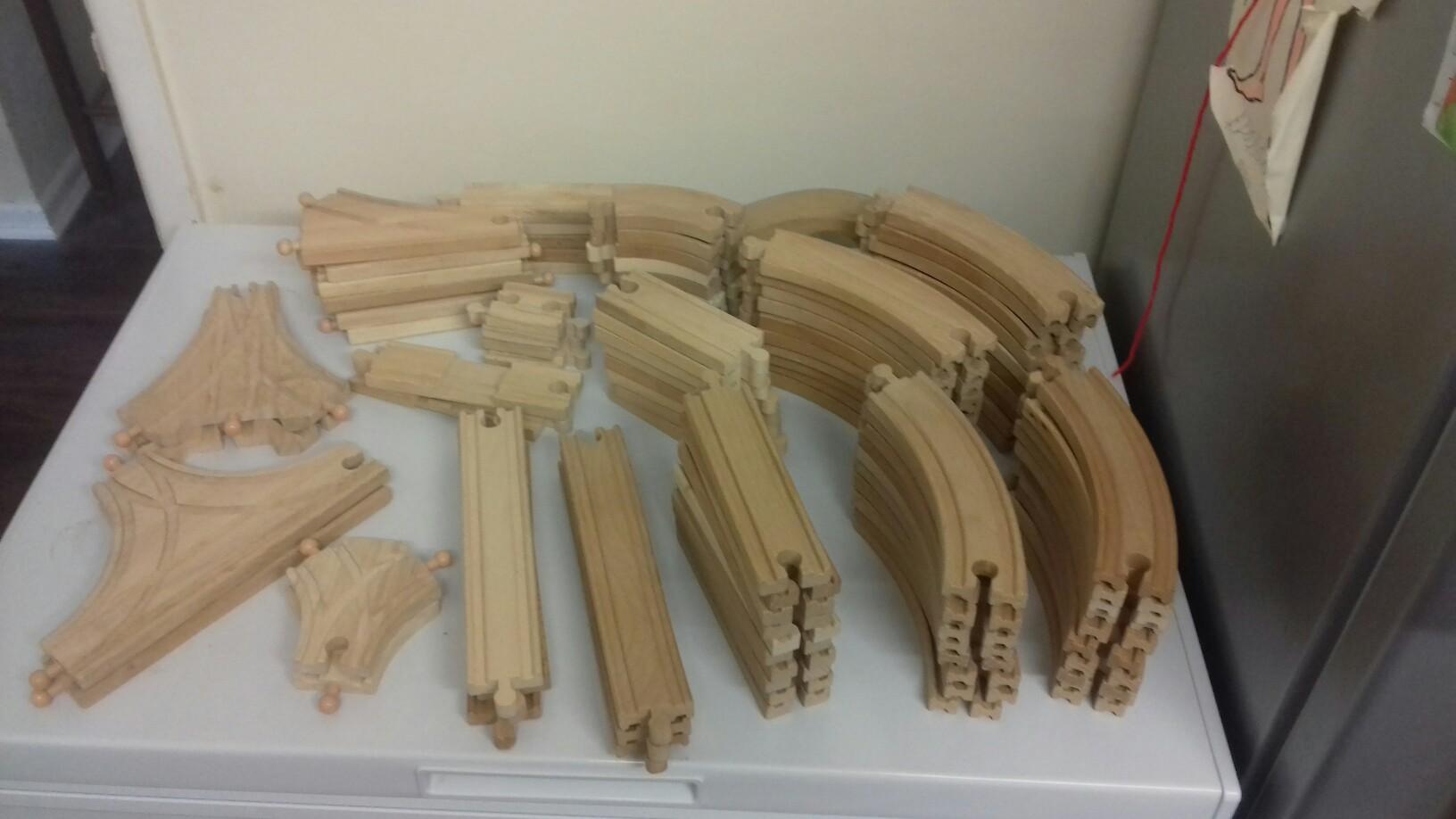 Wooden train set in ST16 Stafford für 50,00 £ zum Verkauf | Shpock DE
