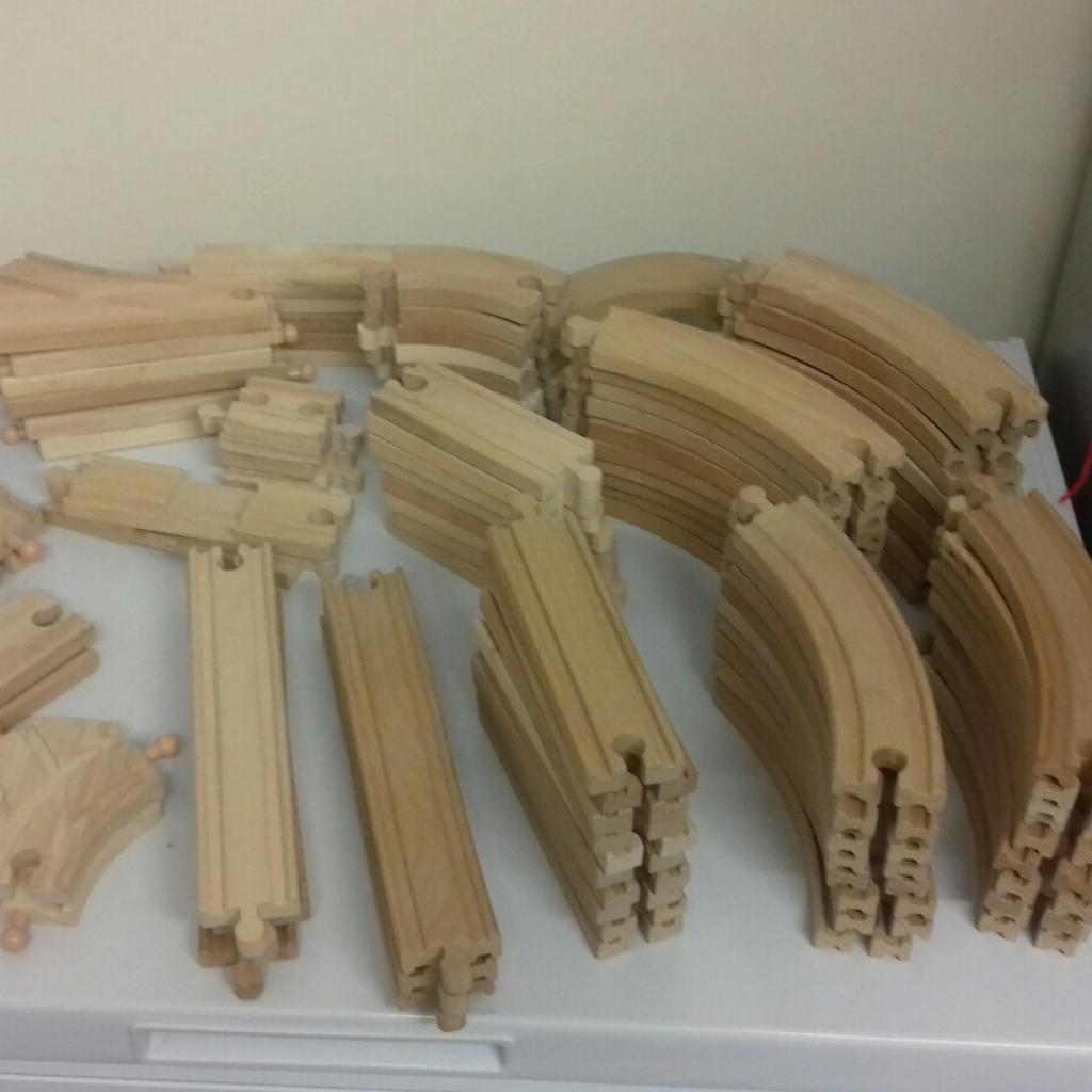 Wooden train set in ST16 Stafford für 50,00 £ zum Verkauf | Shpock DE