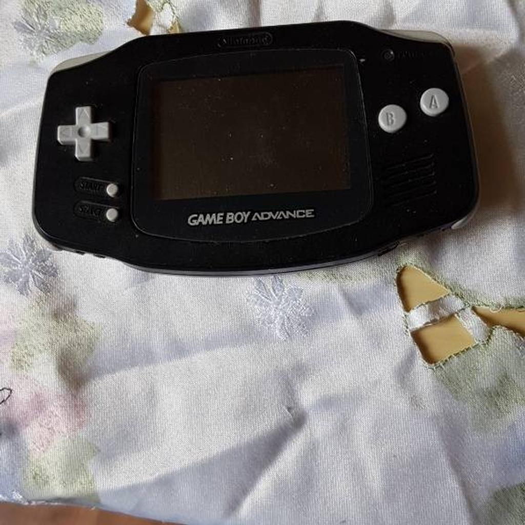 Game Boy Advance in 53639 Königswinter für € 30,00 zum Verkauf | Shpock AT