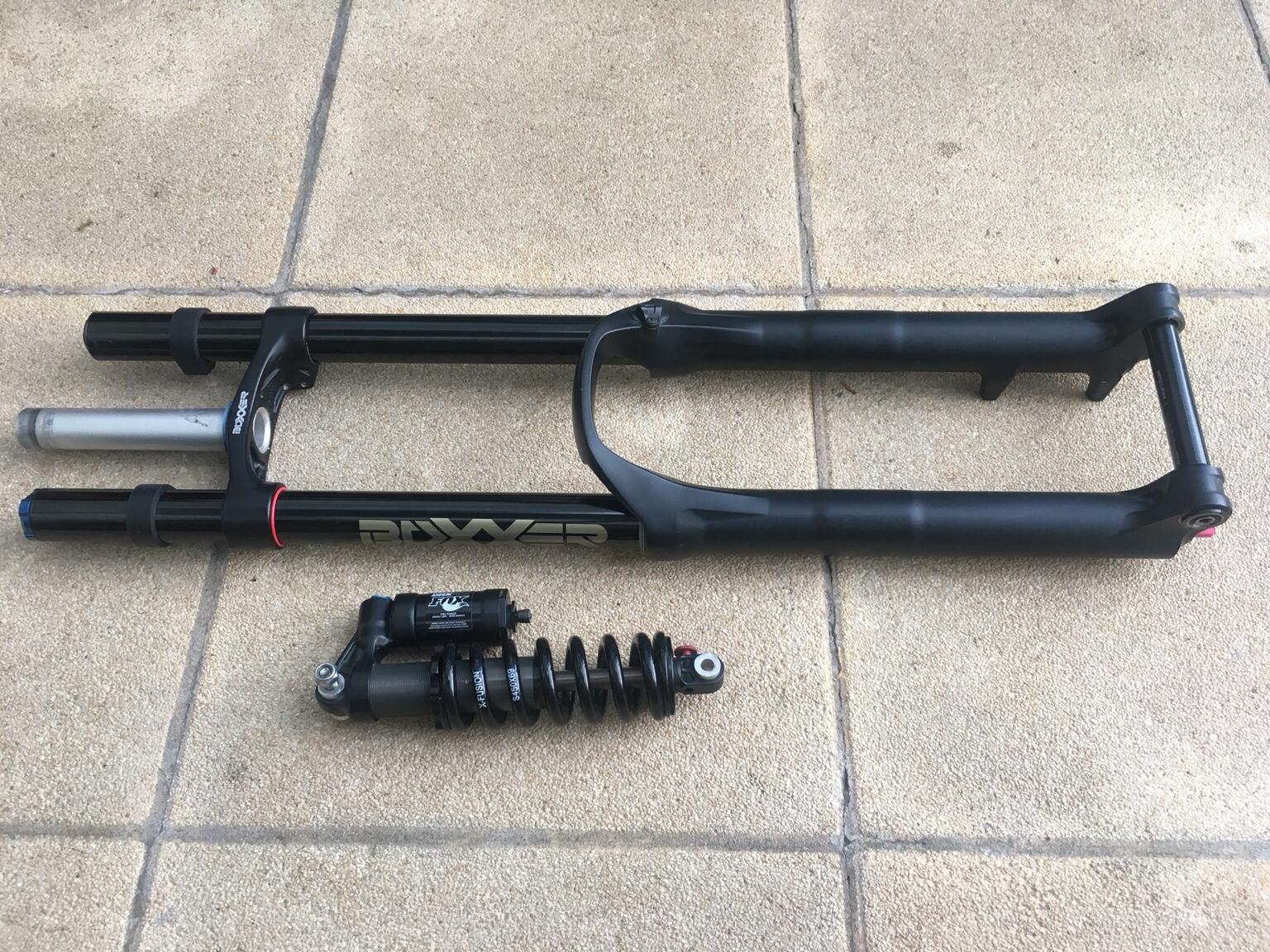RockShox Boxxer Gabel2016/Fox DHX RC2 Dämpfer in 1010 Wien für € 600,00 ...