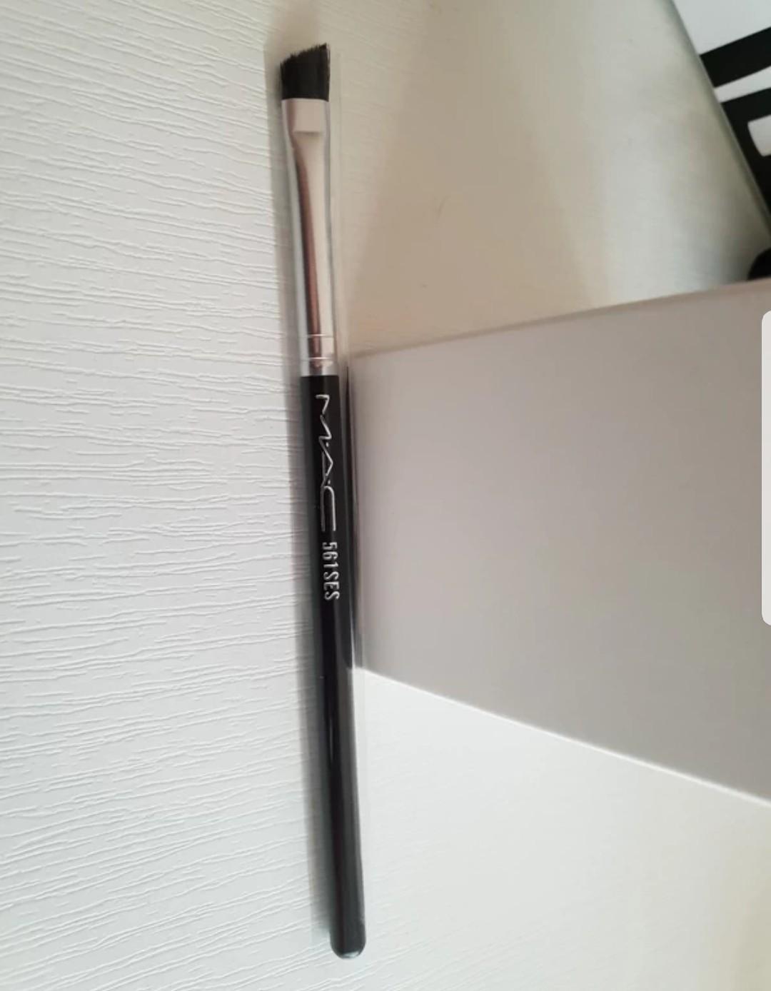 Mac Pinsel 561SES Augenbrauen Eyeliner in 78166 Donaueschingen für 8,99 ...