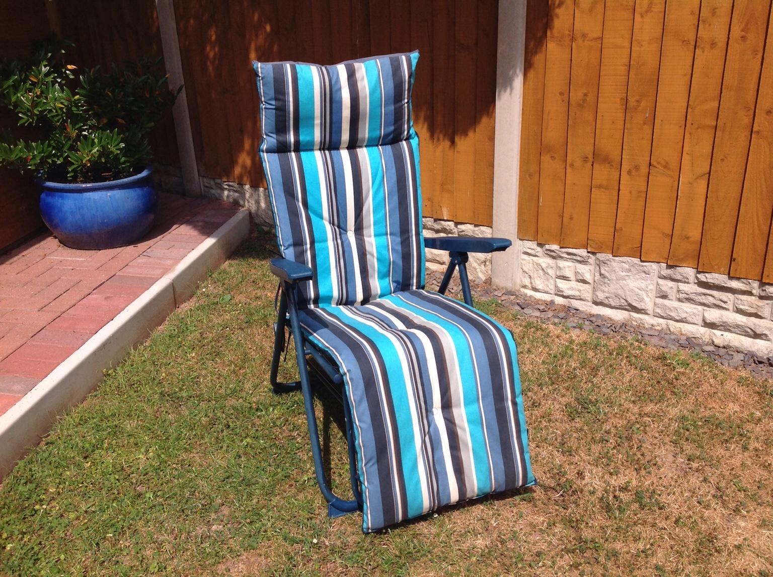Folding lounger chair in TF2 Telford für 5,00 £ zum Verkauf | Shpock DE