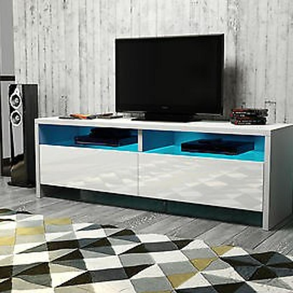 White tv unit / stand in DY2 Dudley für 30,00 £ zum Verkauf | Shpock DE