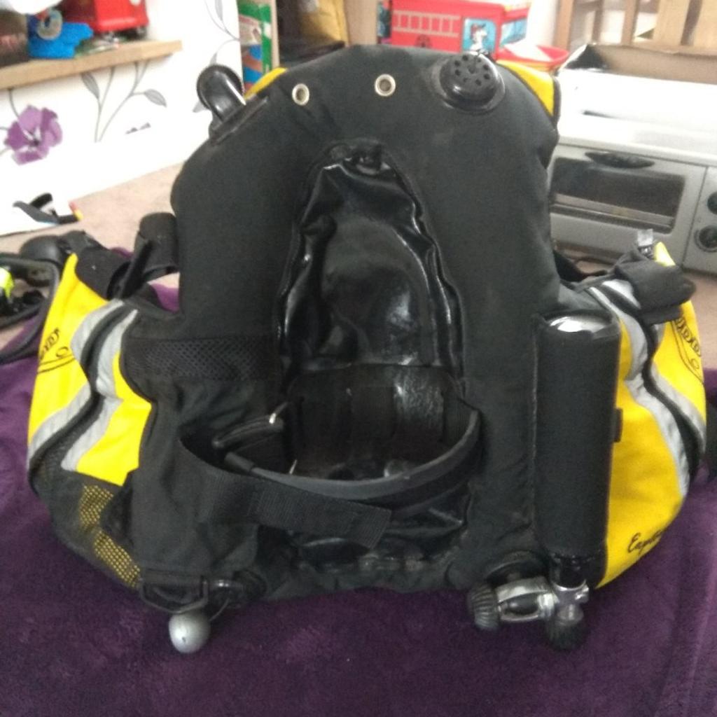 Buddy diving stab jacket in Doncaster für 70,00 £ zum Verkauf | Shpock DE