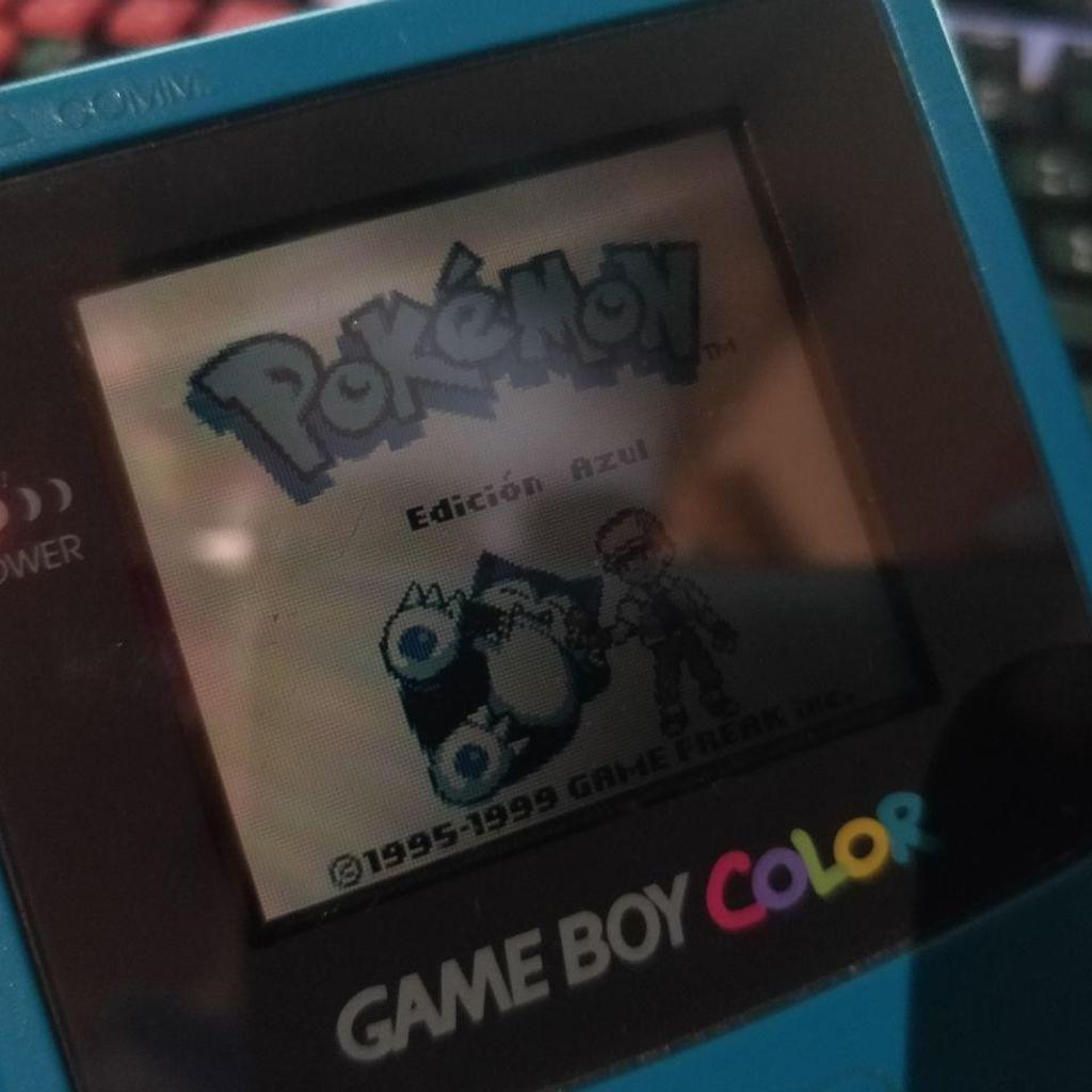 Game Boy Color + Pokèmon Blu in 81058 Vairano Patenora for €35.00 for ...