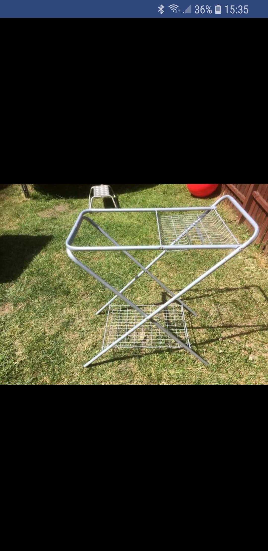 Camping washing up stand in LE10 Bosworth für 10,00 £ zum Verkauf ...