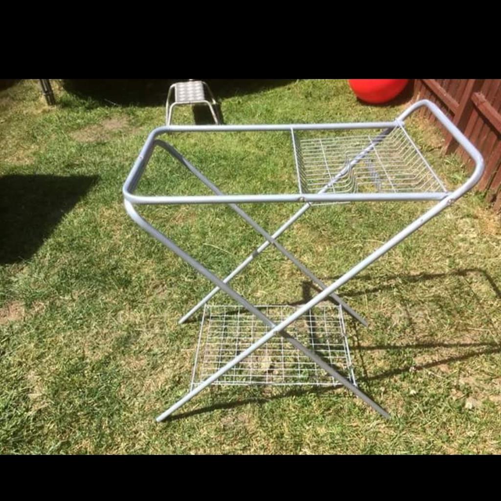 Camping washing up stand in LE10 Bosworth für 10,00 £ zum Verkauf ...