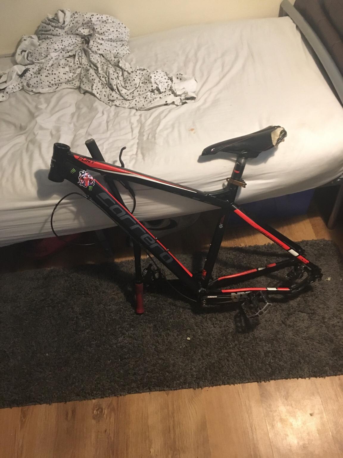 Carrera fury frame in B30 Birmingham für 30,00 £ zum Verkauf | Shpock DE