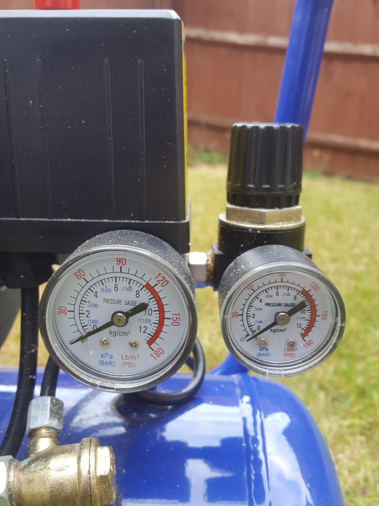 Compressor in DY10 Forest für 60,00 £ zum Verkauf | Shpock DE