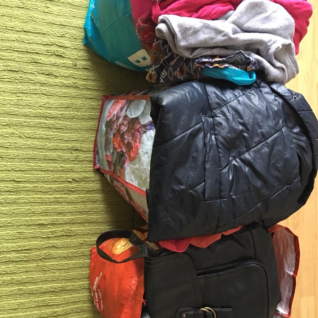 72 items clothing 20p each . Car boot joblot in CV12 Bedworth for £14. ...