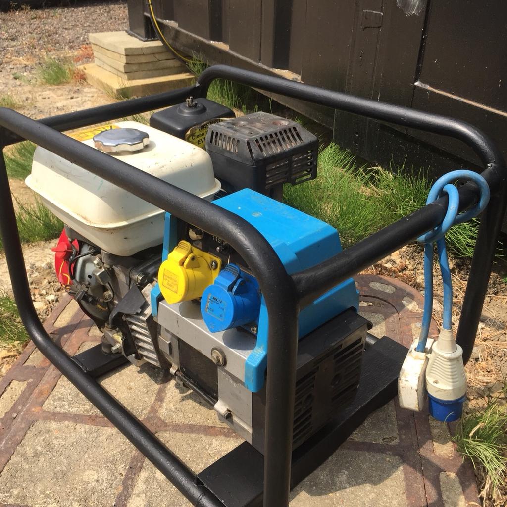 Generator in CO9 Braintree für £ 145,00 zum Verkauf | Shpock AT