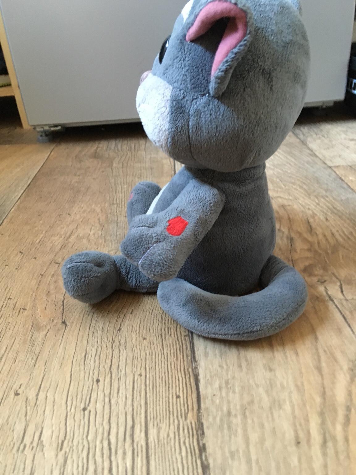 Talking Tom battery operated plush toy in BL9 Limefield für 4,00 £ zum ...