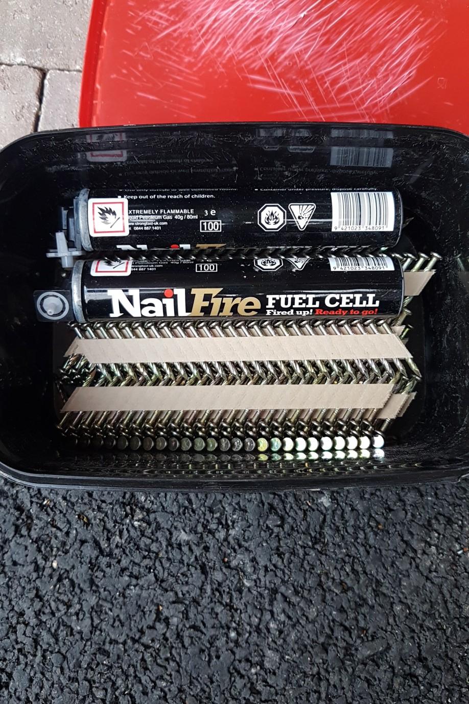 Nail fire nails for nail gun paslode tools in B98 Redditch für 15,00 £ zum Verkauf | Shpock DE