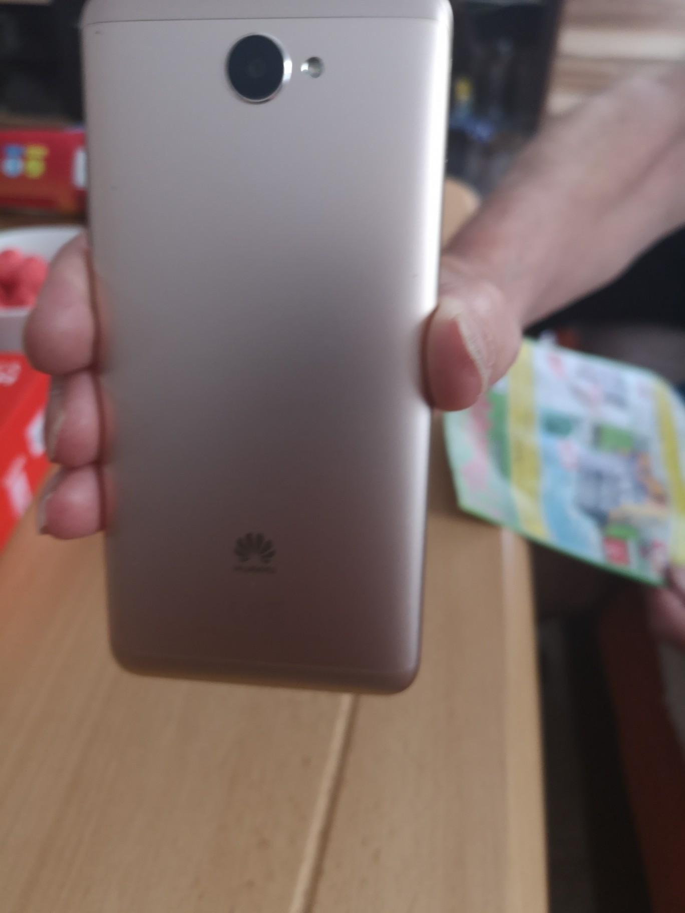 Huawei Y7 Dubai Sim mit Garantie bis 2019 in 90762 Fürth für 150,00 ...