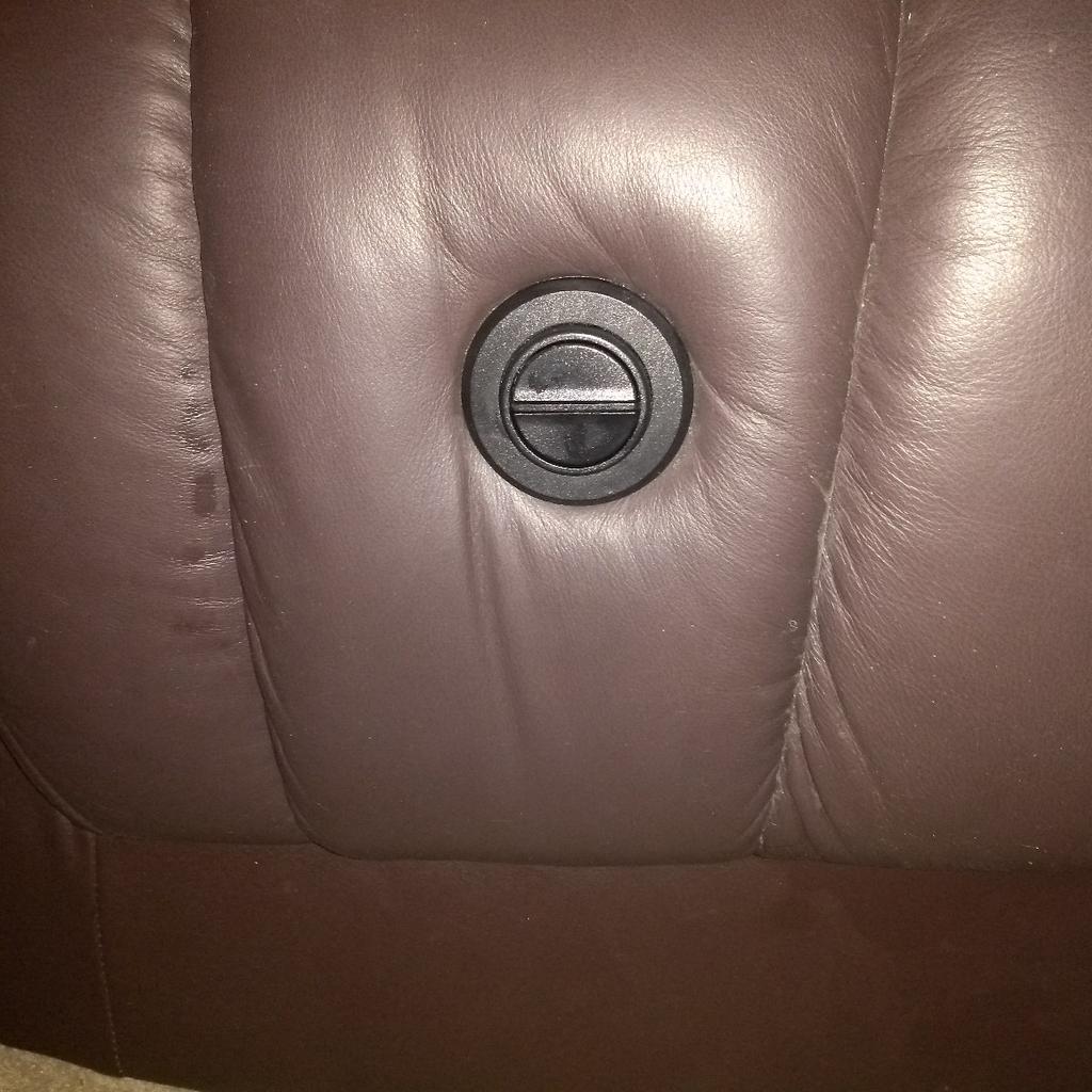 Reclining Leather Sofa Chair in CR0 London für £ 65,00 zum Verkauf ...