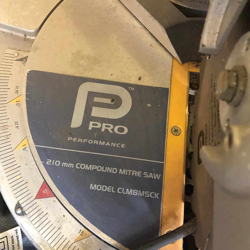Pro performance compound 210mm mitre saw in DA2 Dartford für 25,00 ...