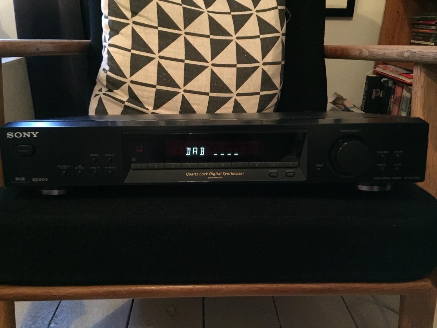Sony DAB Radio Separate Stereo Tuner in N16 Islington für £ 1,00 zum ...