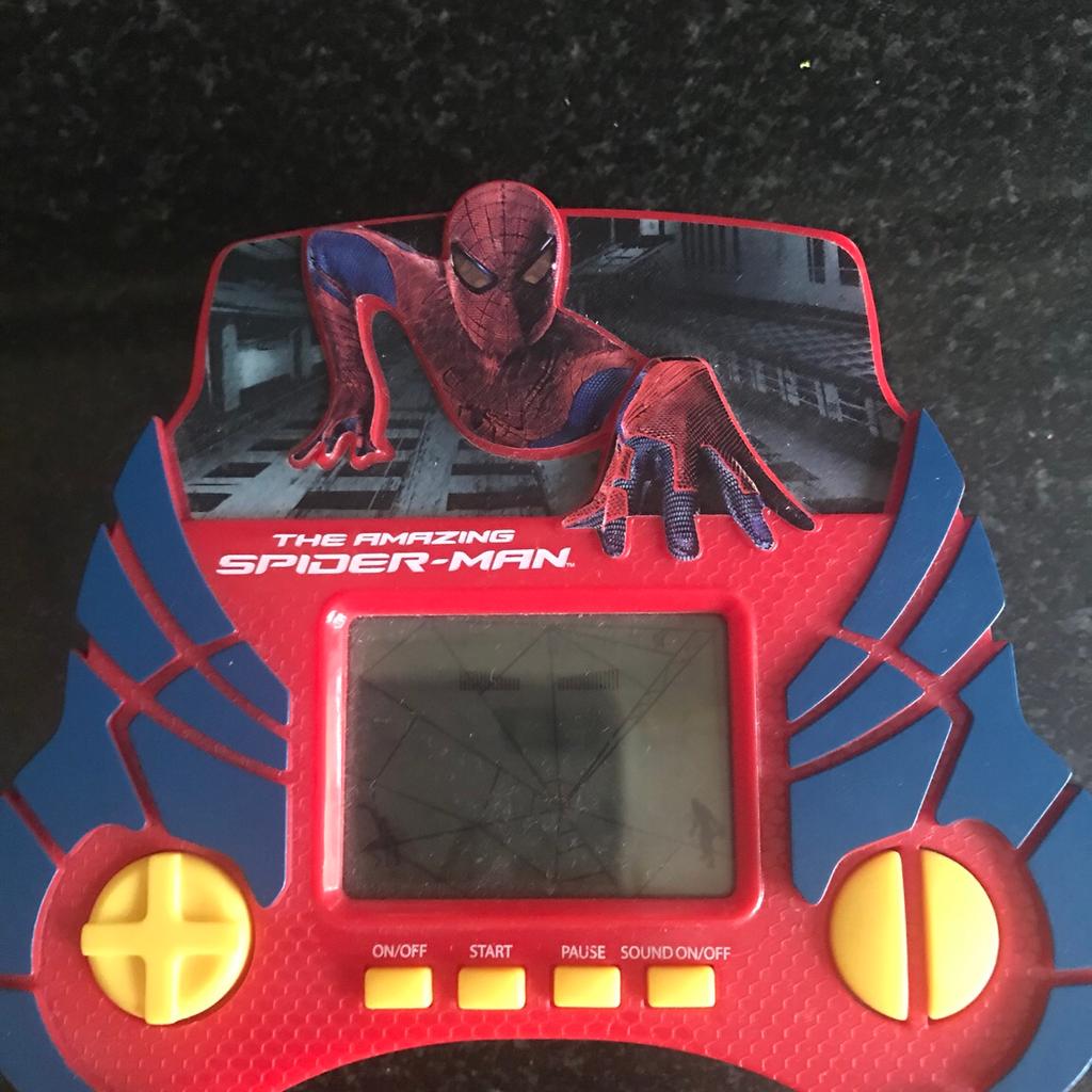 Spider-Man hand held game in B30 Birmingham für 4,00 £ zum Verkauf ...