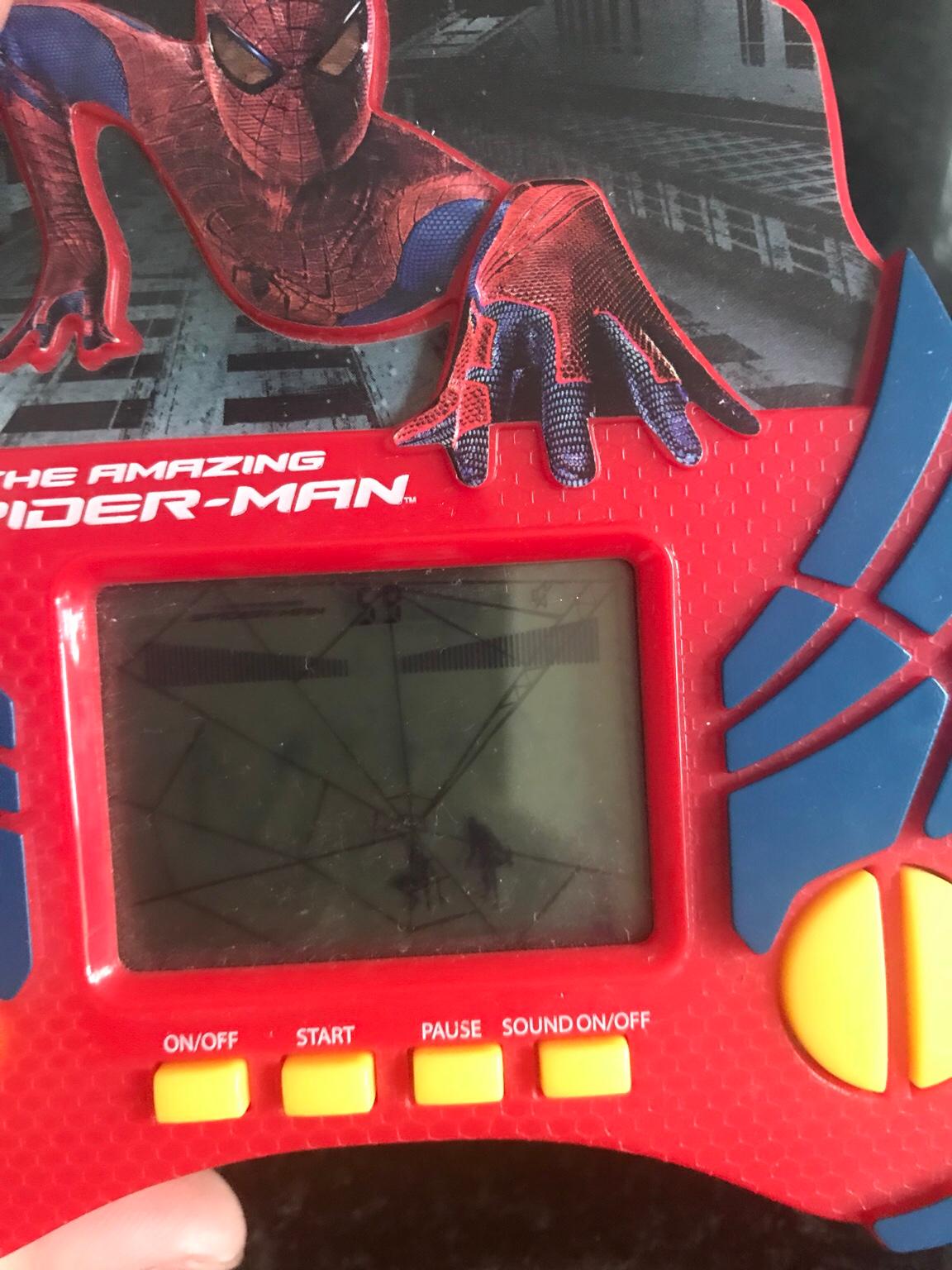 Spider-Man hand held game in B30 Birmingham für 4,00 £ zum Verkauf ...