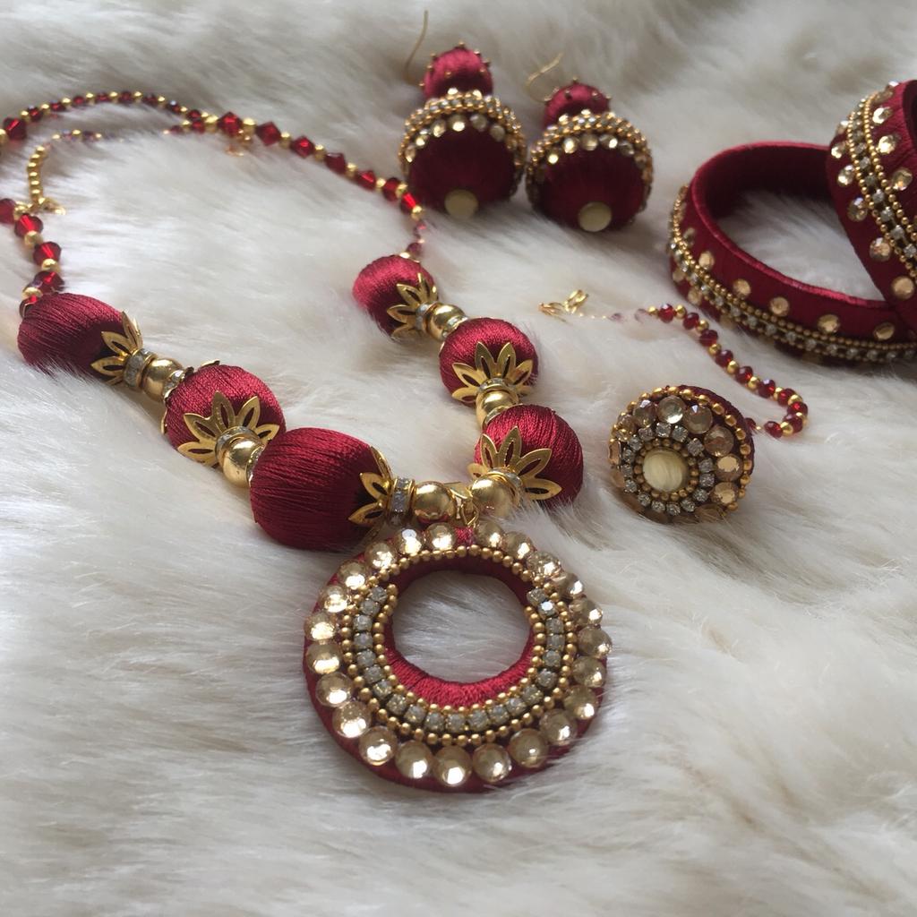 Indian Silk thread wrapped jewellery set in CR0 Croydon für £ 25,00 zum ...
