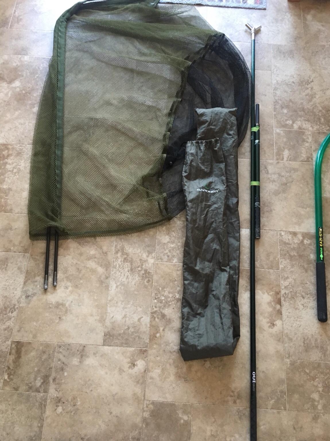 Gardner large carp landing net and pole in Salford für £ 20,00 zum ...