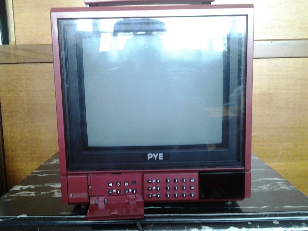 Vintage pye 9" colour gaming TV in London Borough of Bromley for £40.00 ...