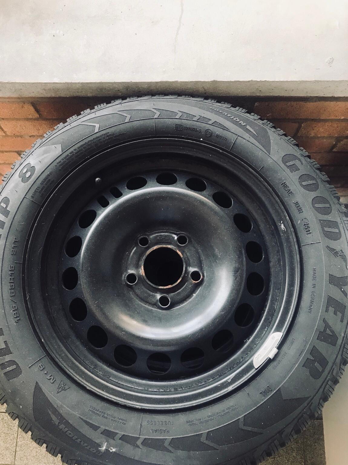 Set of four 15" Steel Wheels + Winter Tyres* in LU1 Luton für 120,00 ...