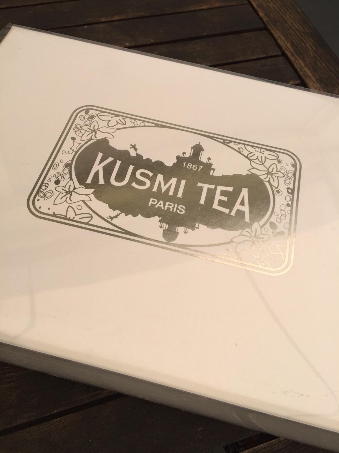 Kusmi Tee Geschenk Box in 69115 Heidelberg für 35,00 € zum Verkauf ...