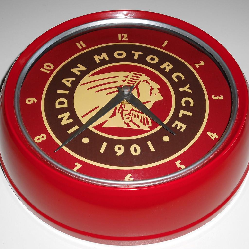 INDIAN MOTORCYCLES RETRO STYLE WALL CLOCK. in CV9 Warwickshire for £18. ...