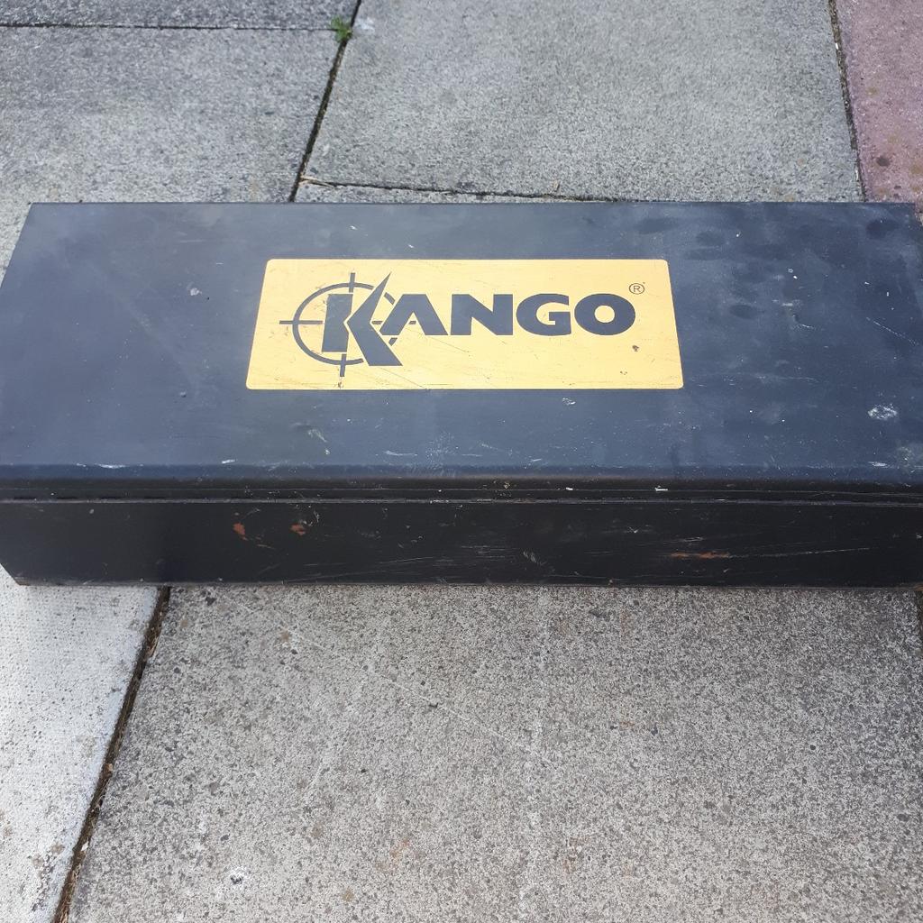 KANGO 950KV CONCRETE BREAKER in BL9 Bury für £ 150,00 zum Verkauf ...