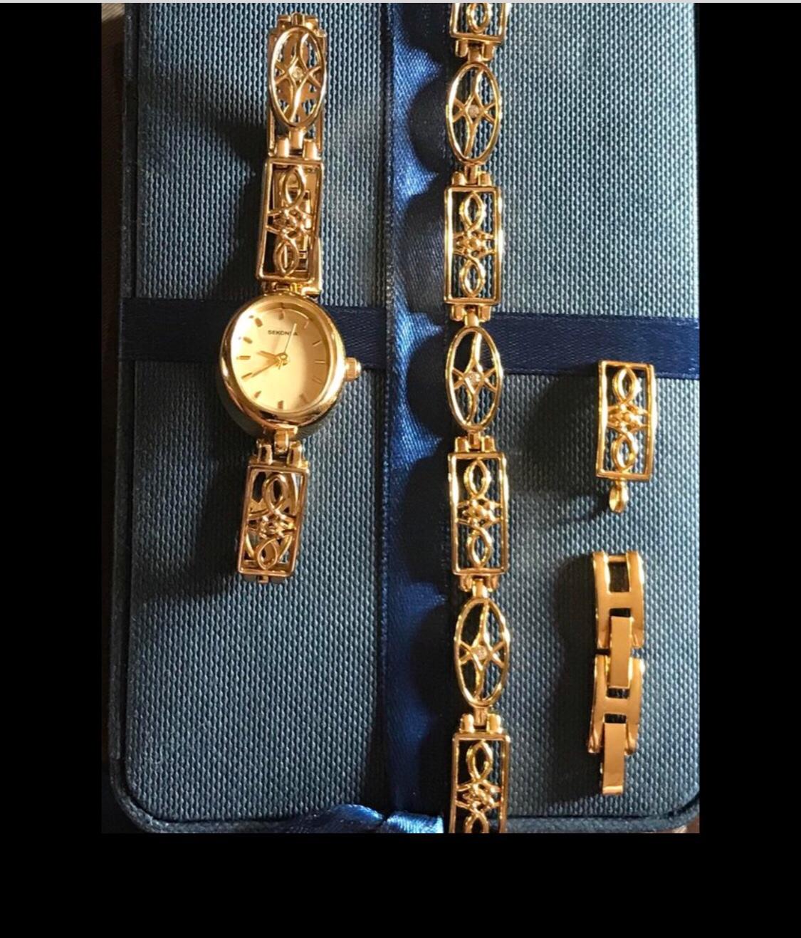 Sekonda Champagne Dial gold ladies watch set in N15 London für 15,00 ...