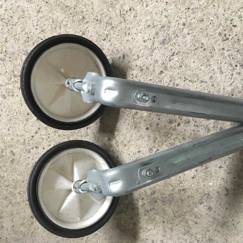 Bike/Cycle stabilisers in MK5 Keynes für 5,00 £ zum Verkauf | Shpock DE