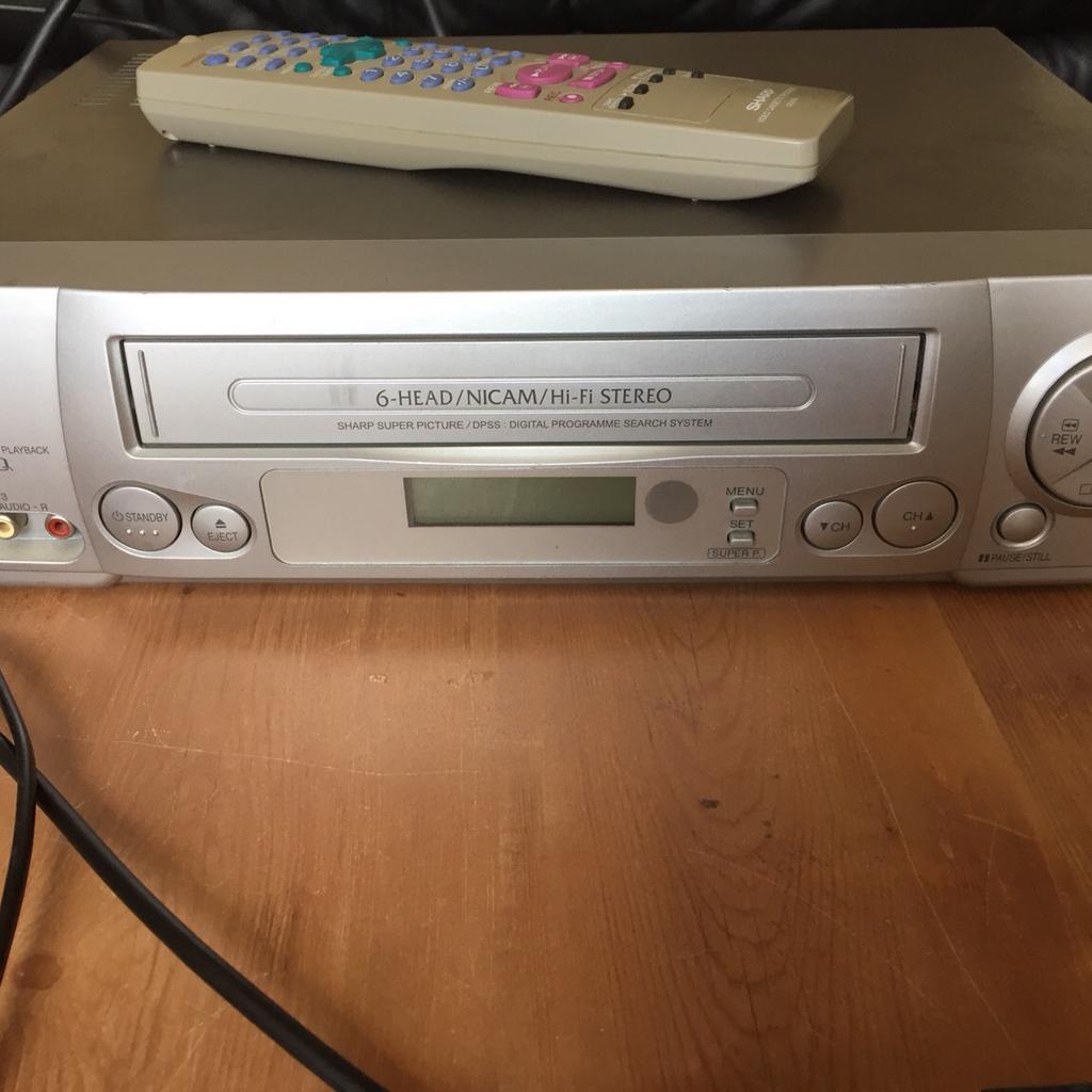Sharp VC-MH704 VHS Video Player in Doncaster für 20,00 £ zum Verkauf ...