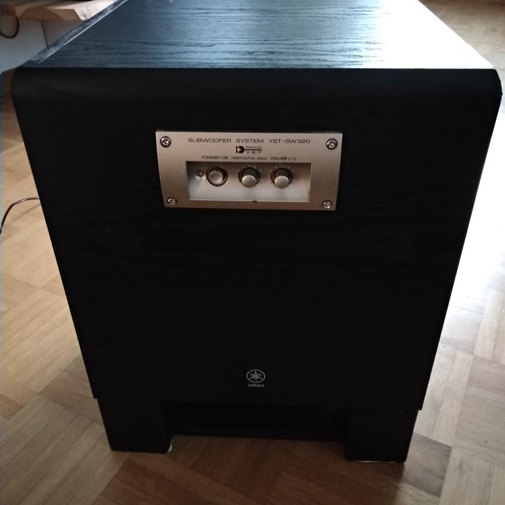 Yamaha YST-SW 320 - aktiver Subwoofer in 73614 Schorndorf für 105,00 ...