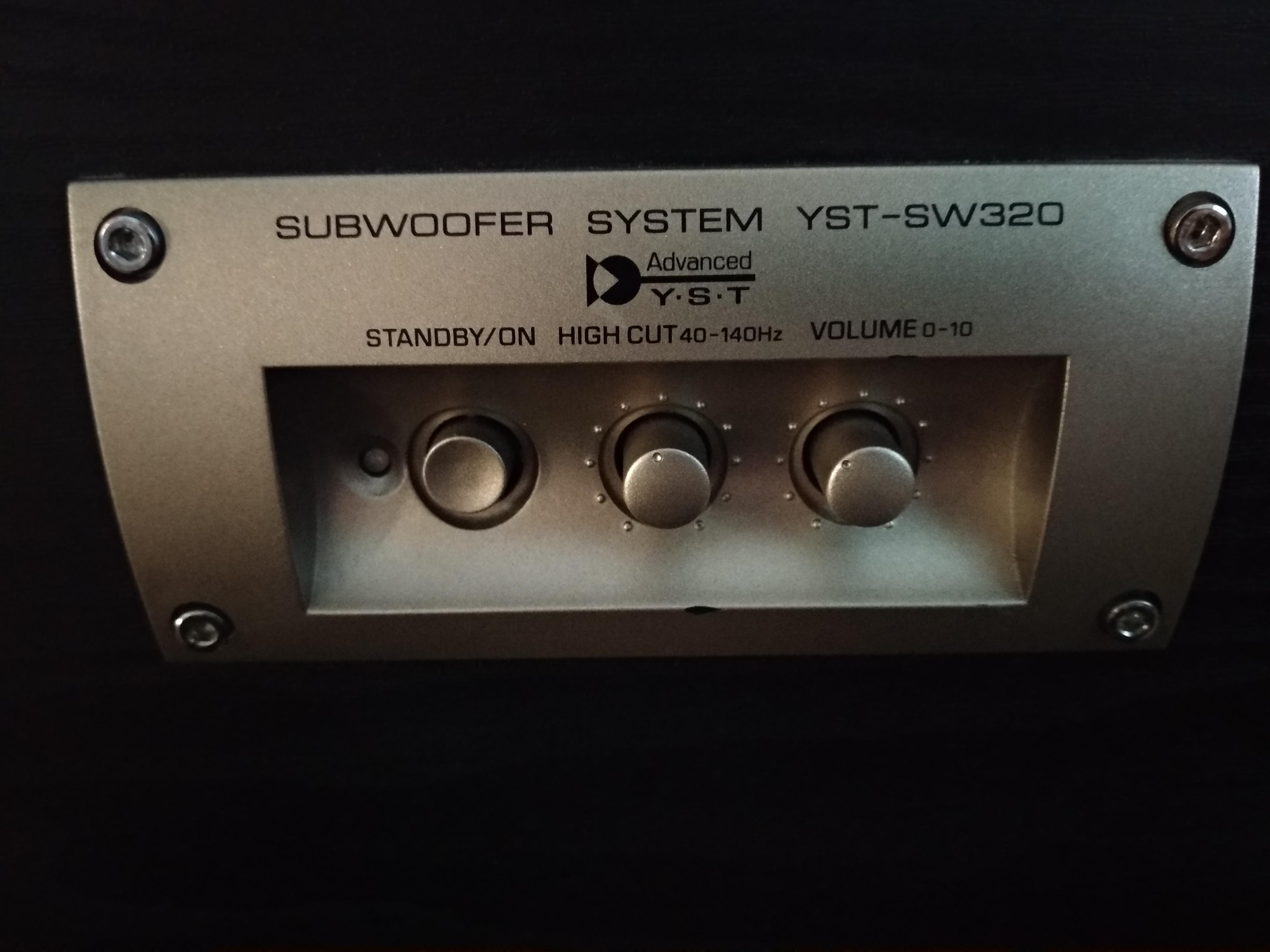 Yamaha YST-SW 320 - aktiver Subwoofer in 73614 Schorndorf für 105,00 ...