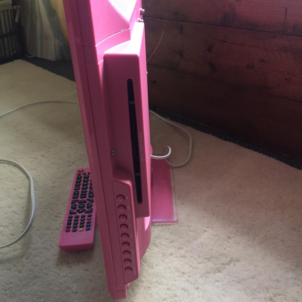 Pink tv /dvd player excellent condition in NG19 Nottinghamshire for £40 ...