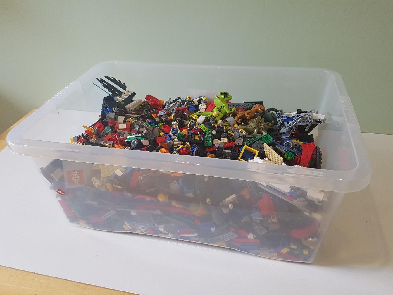Large Box Of Lego & Lego Figures in Rotherham for £65.00 for sale | Shpock