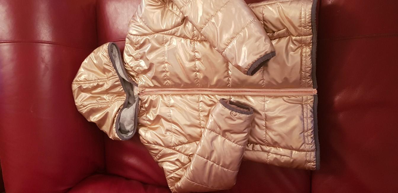 Rose Gold Girls Jacket/coat in WV14 Dudley für 5,00 £ zum Verkauf ...