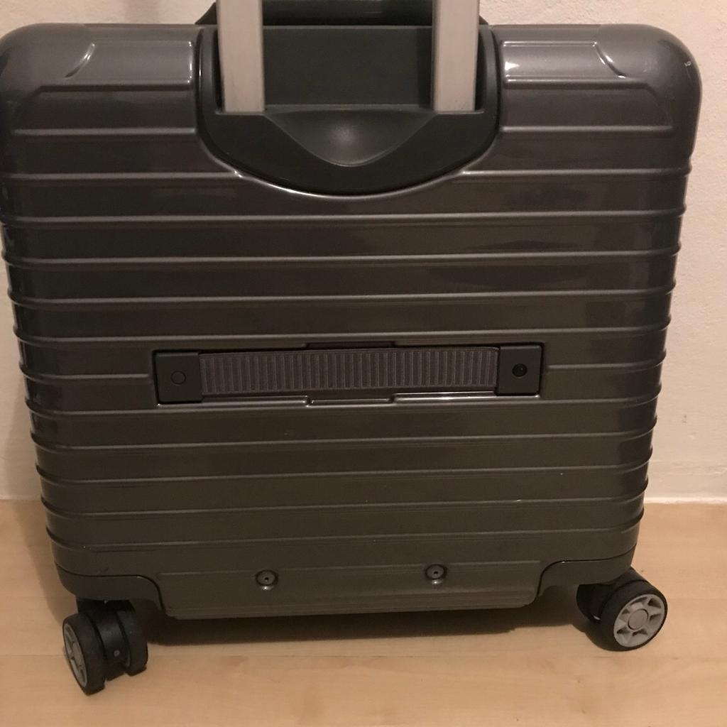 TOP Rimowa Salsa Deluxe hybrid trolley in 8046 Stattegg für 300,00 € zum Verkauf | Shpock DE