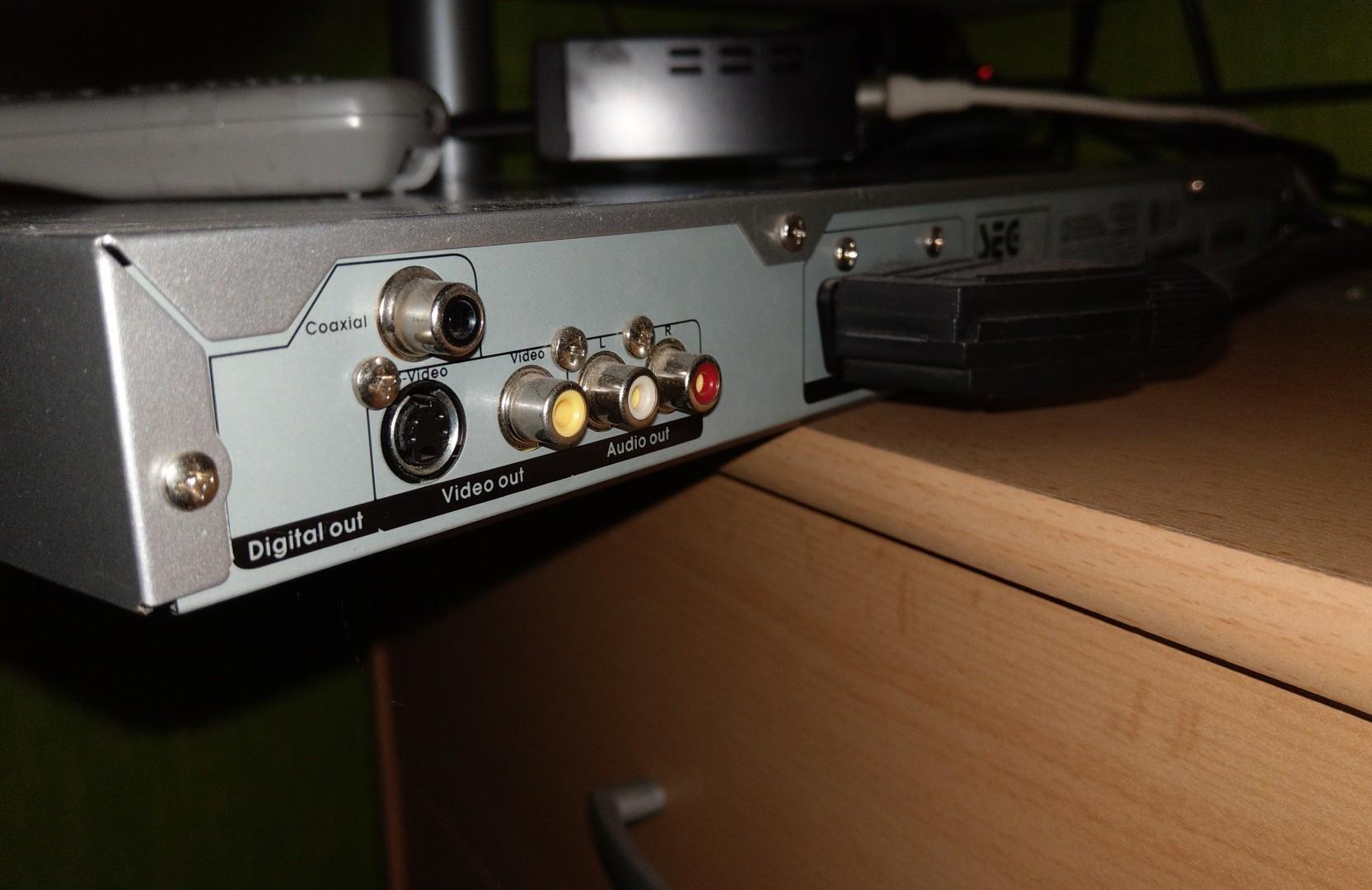 SEG DVD-Player mit Fernbedienung in 52134 Herzogenrath for €5.00 for ...