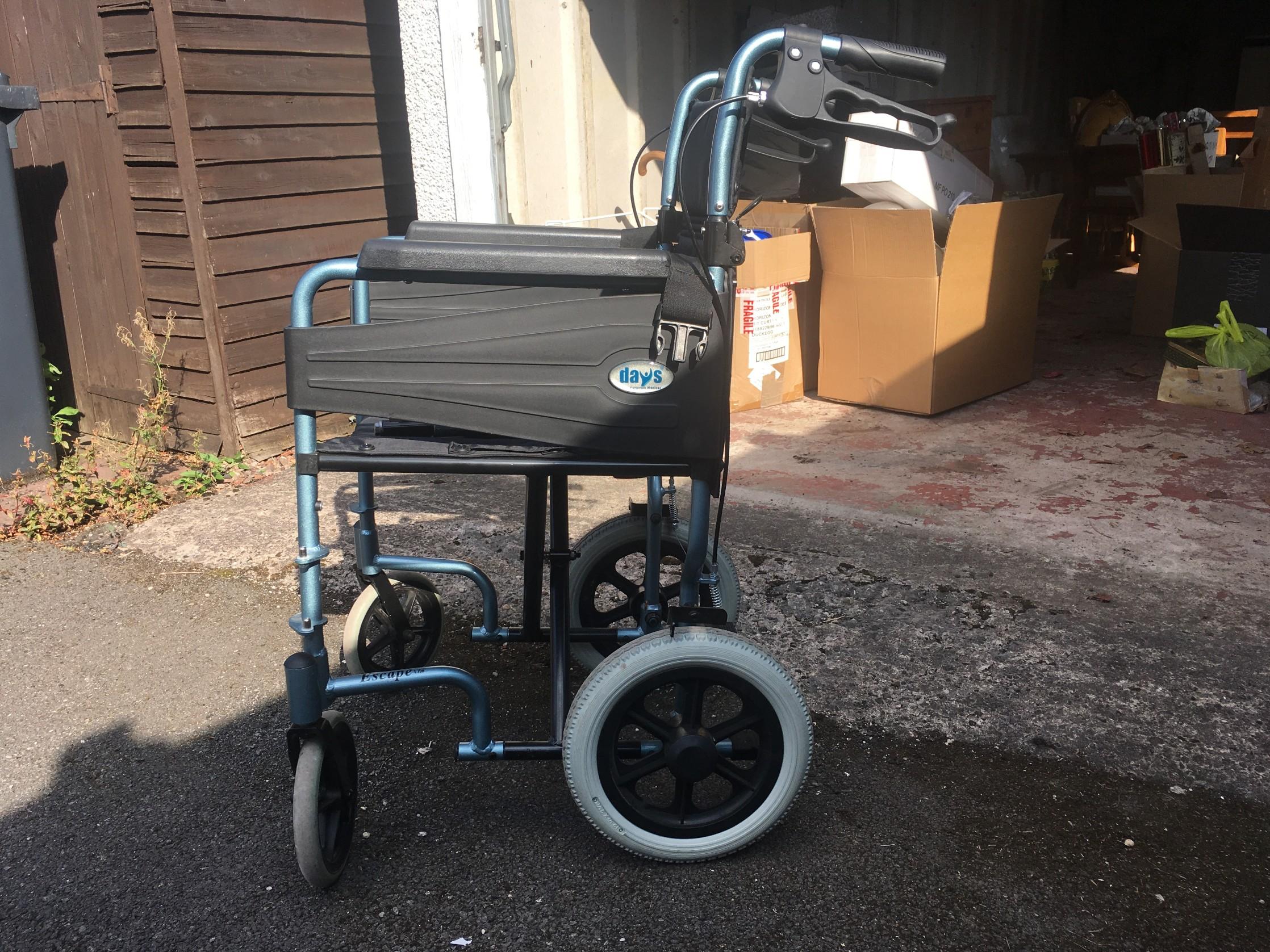 Days Escape Lite Wheelchair in Walsall für 60,00 £ zum Verkauf | Shpock DE