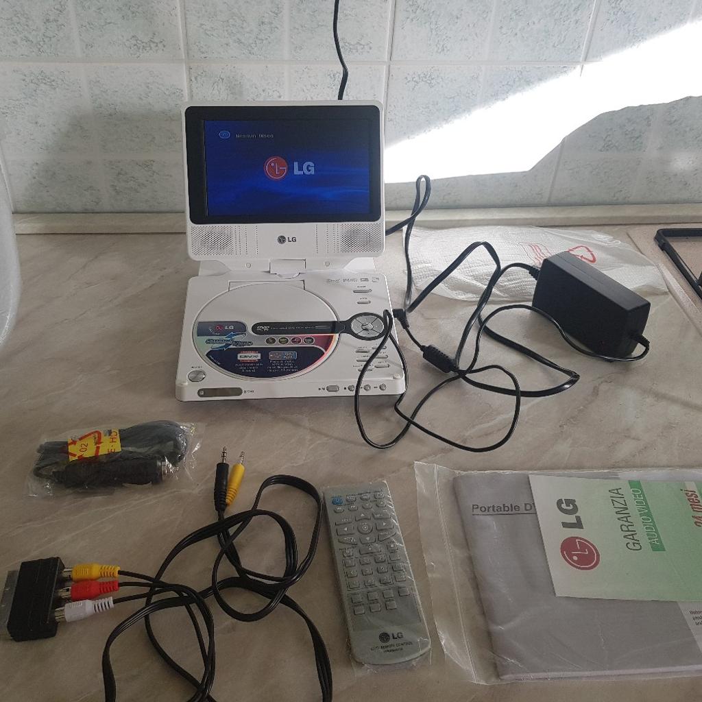 Lettore DVD/CD player in 96100 Siracusa for €50.00 for sale | Shpock