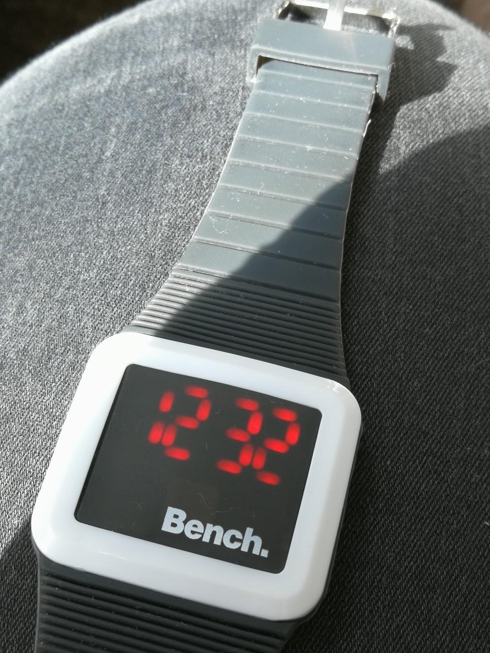 Bench watch in TF3 Telford für 3,00 £ zum Verkauf | Shpock DE
