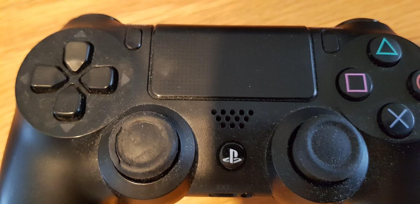Ps4 console, controller & leads in FY2 Bispham for £180.00 for sale ...