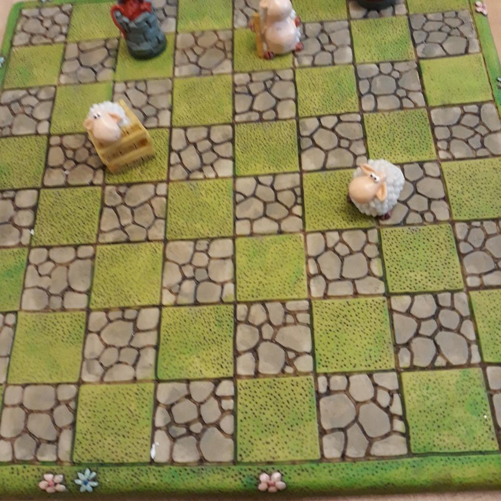 Dragon and sheep chess set in B98 Redditch for £10.00 for sale | Shpock