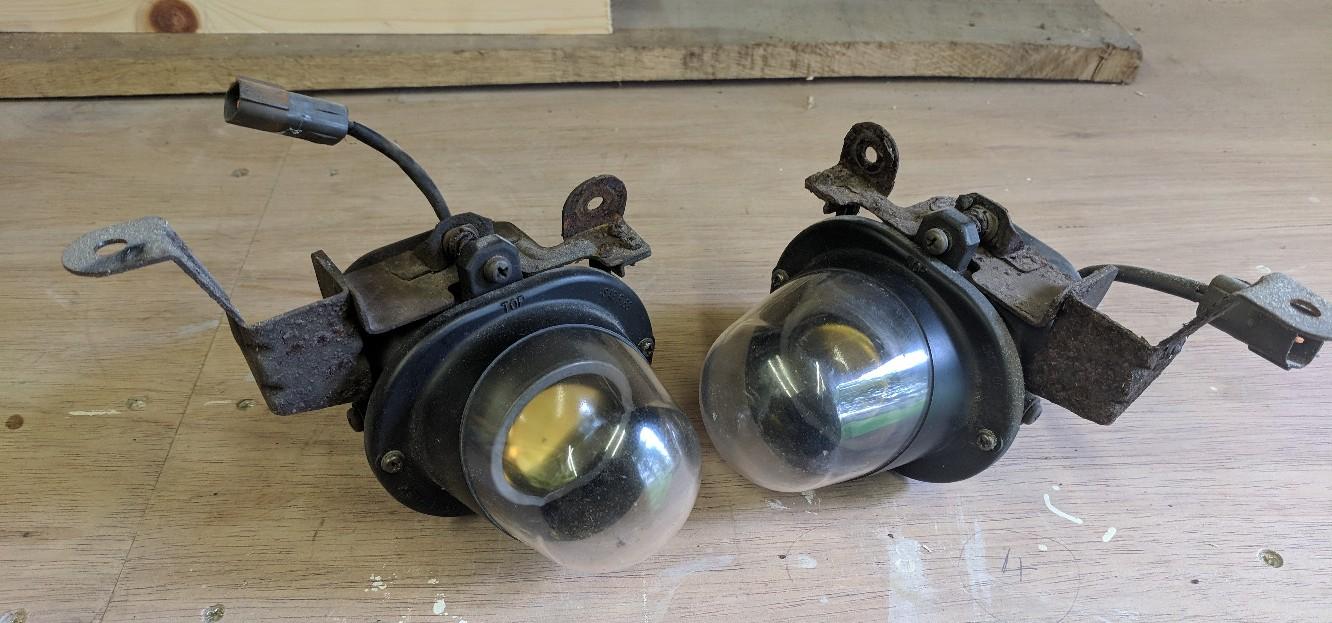 Mx5 mk1 front fog lights in Rother für 25,00 £ zum Verkauf | Shpock DE