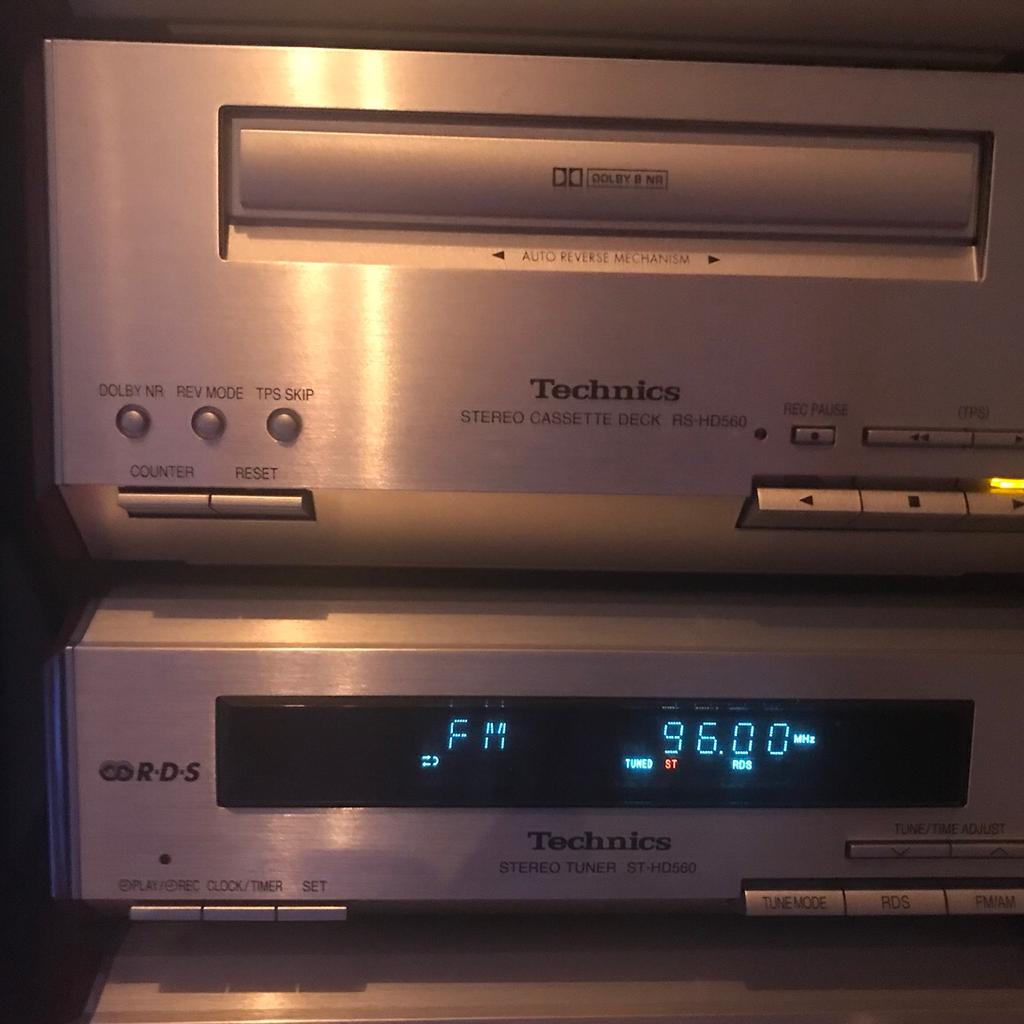 Technics SL-HD560 stacking system amazing in Donnington and Muxton for ...