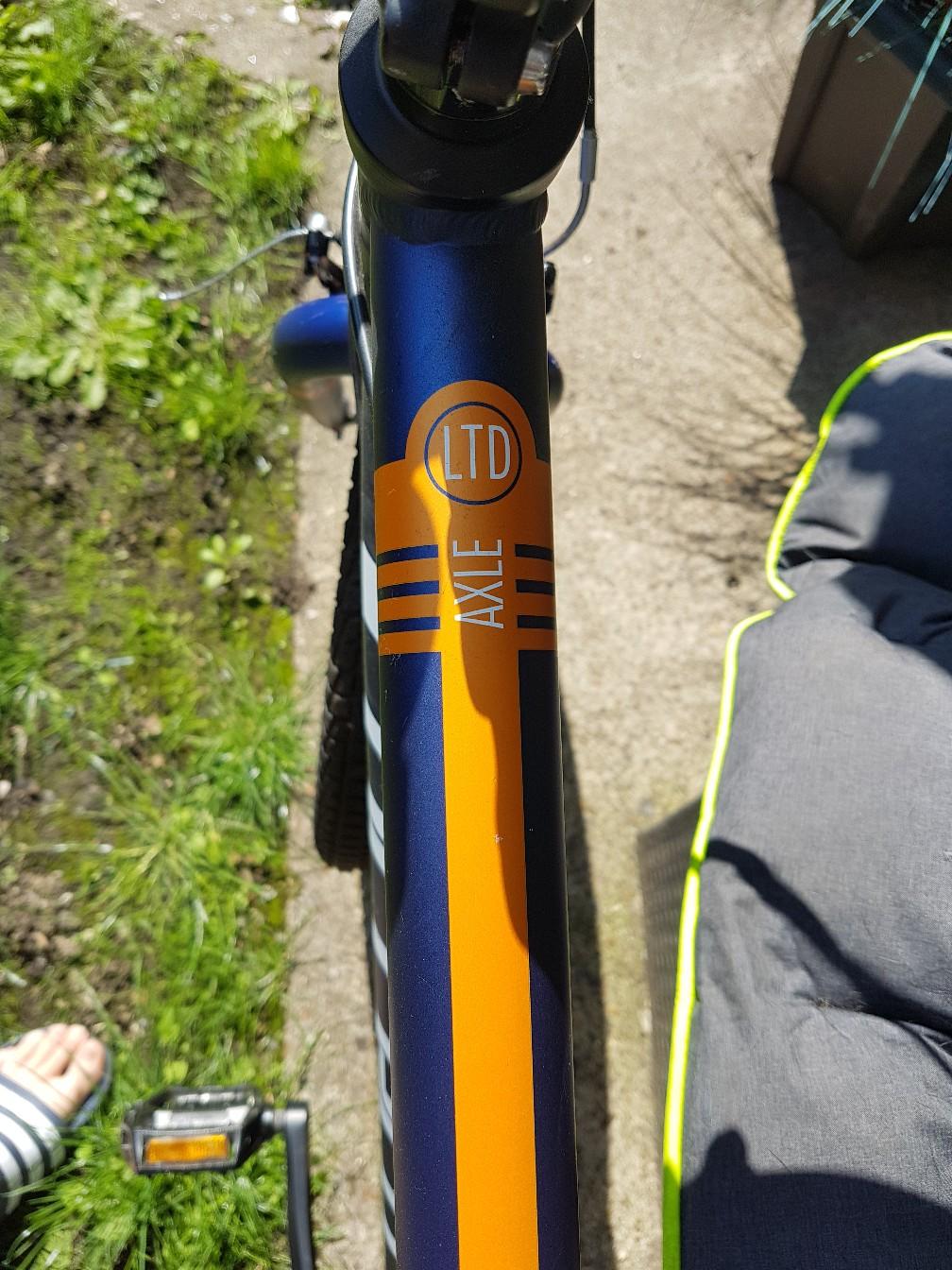 Limited Edition carrera mountain bike in SW11 London für 100,00 £ zum ...