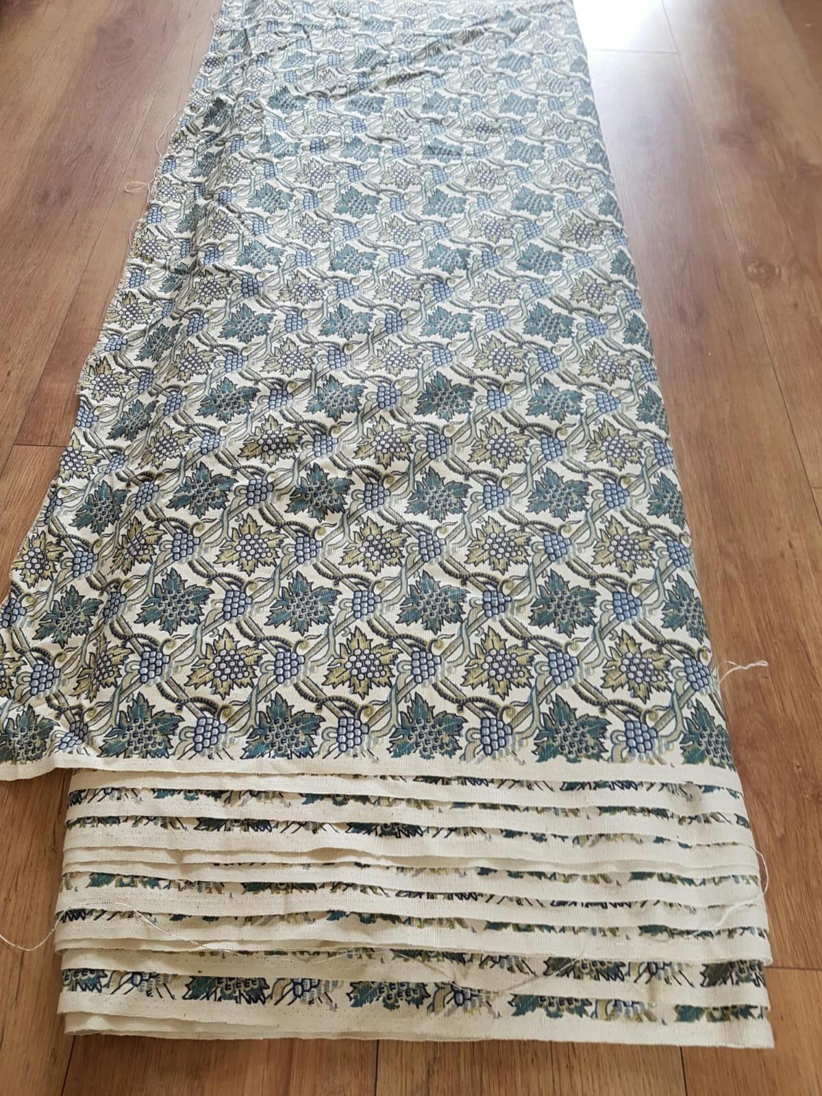 Laura Ashley 12.5 Meters of material in LS27 Leeds für 50,00 £ zum ...