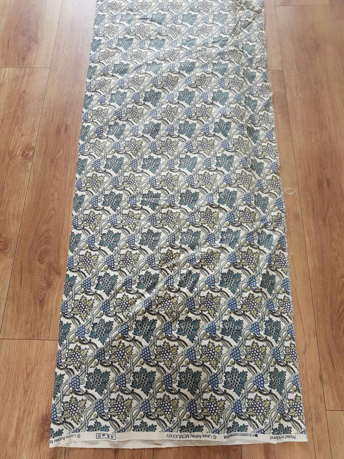 Laura Ashley 12.5 Meters of material in LS27 Leeds für 50,00 £ zum ...